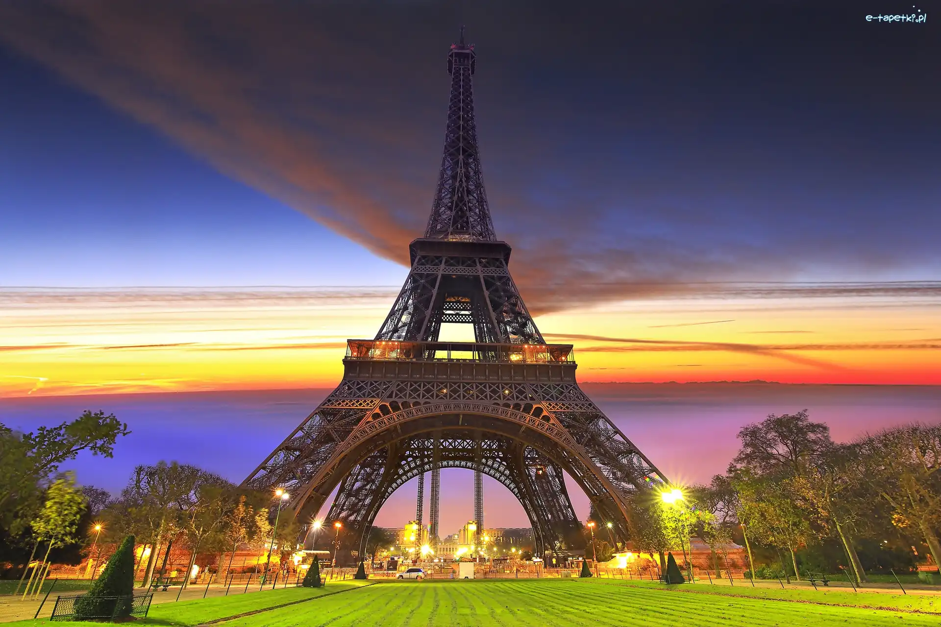 Wie a Eiffla Pary Francja
